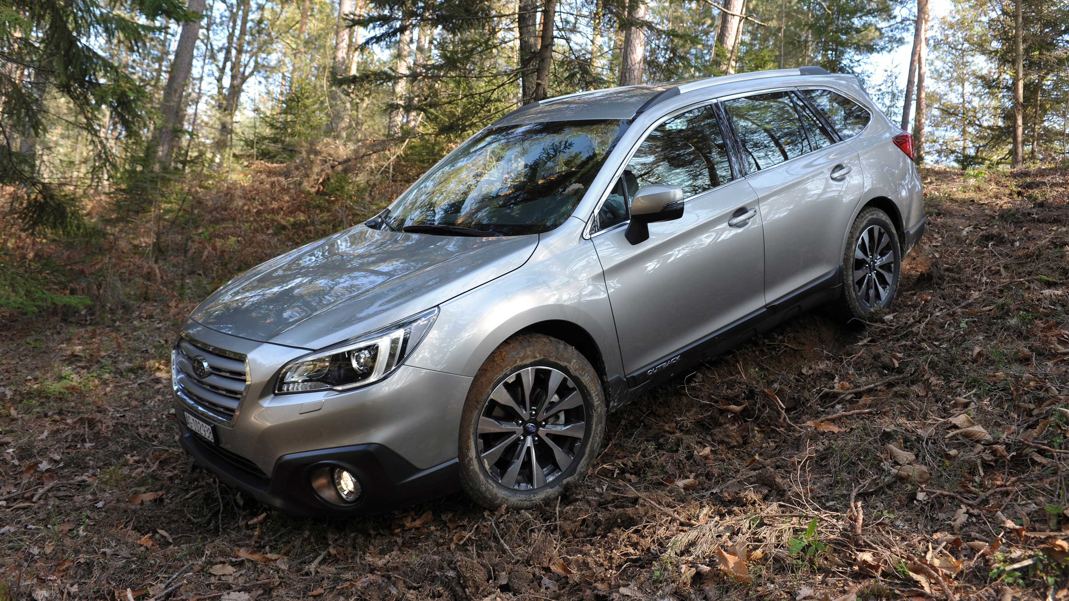 Subaru Outback Review | carwow