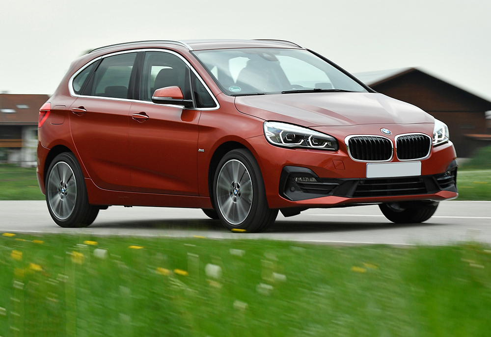 Car reviews - independent reviews, stats & photos | carwow