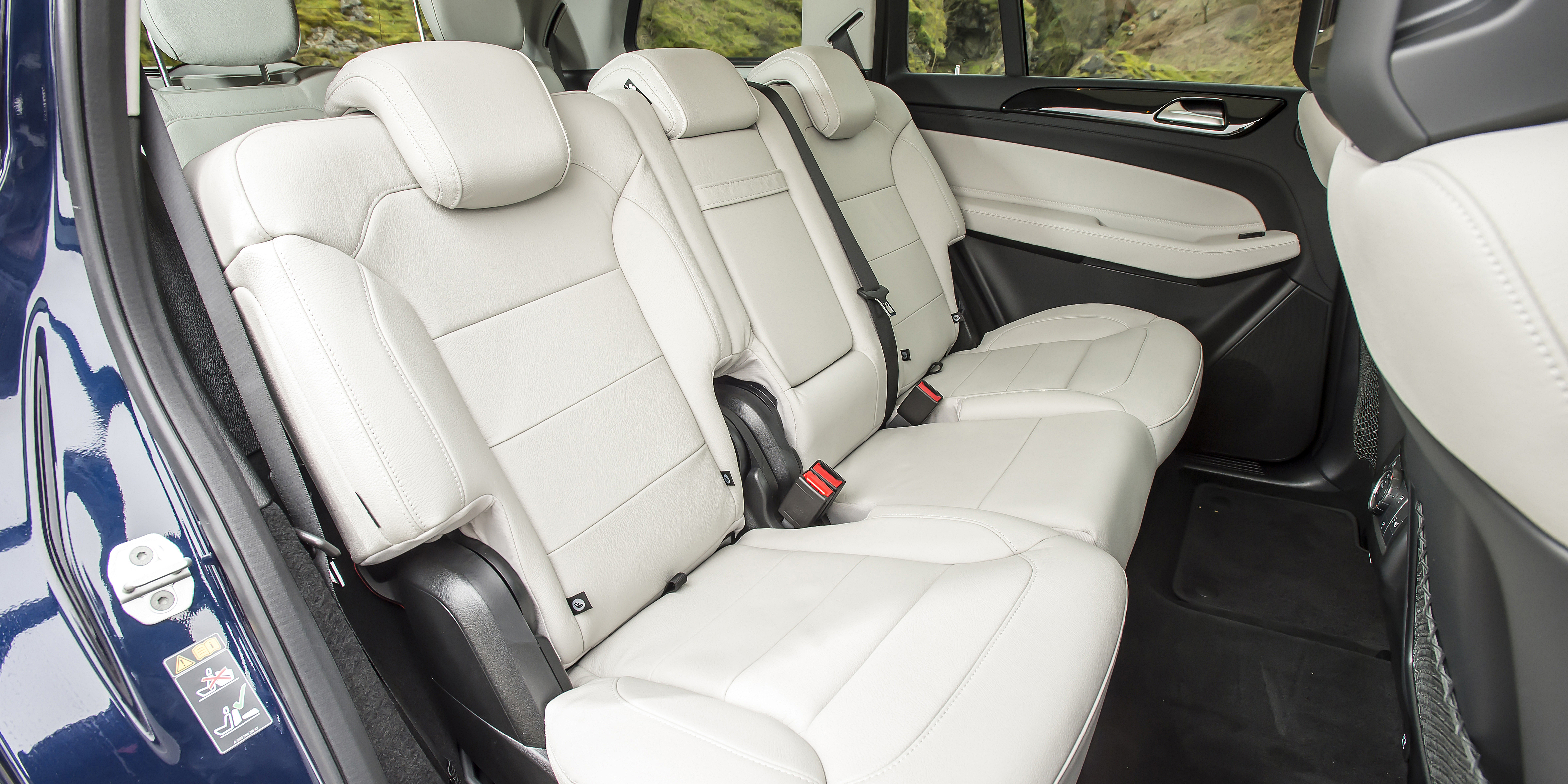 Mercedes GLS Review | carwow