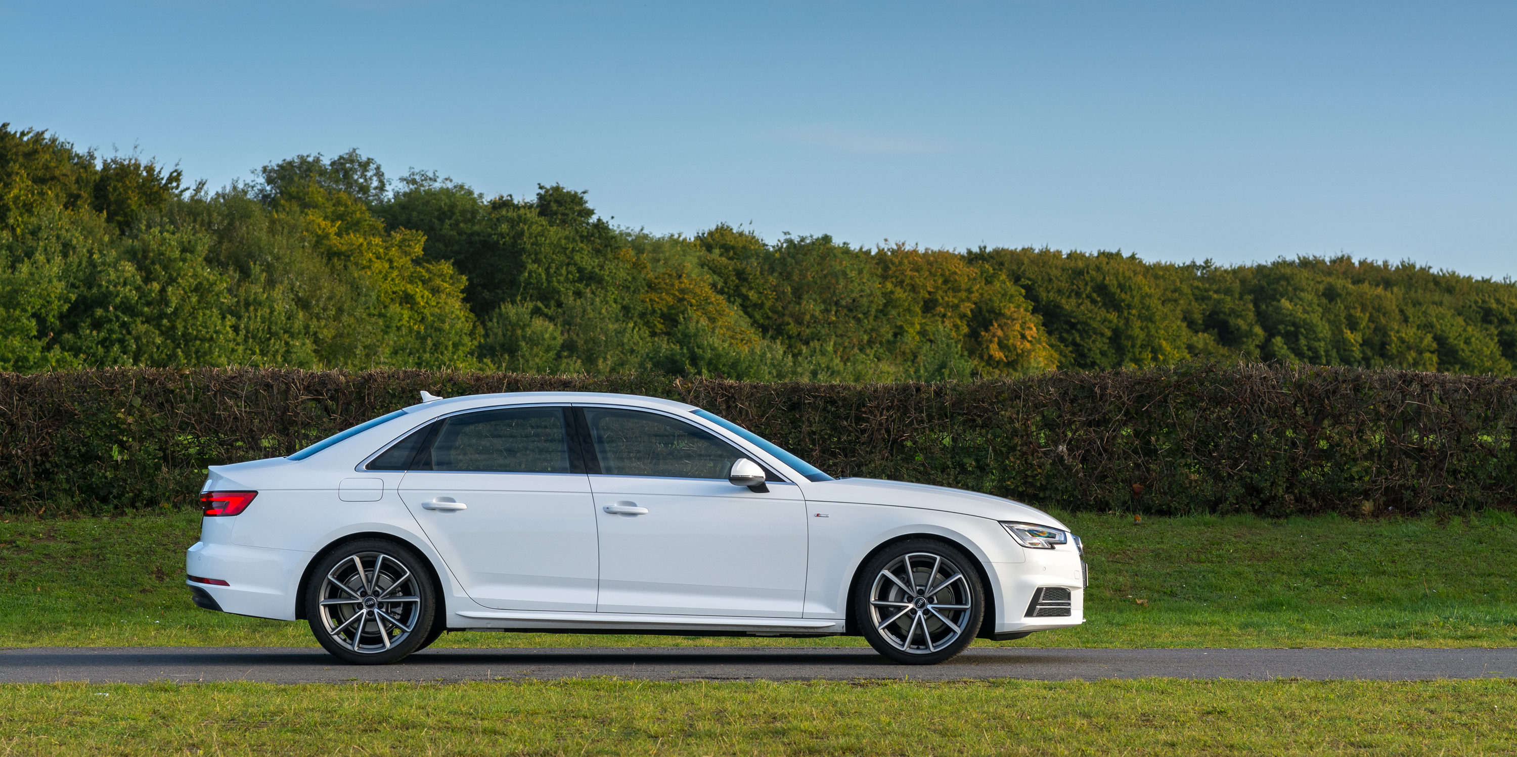Audi A4 Review | carwow