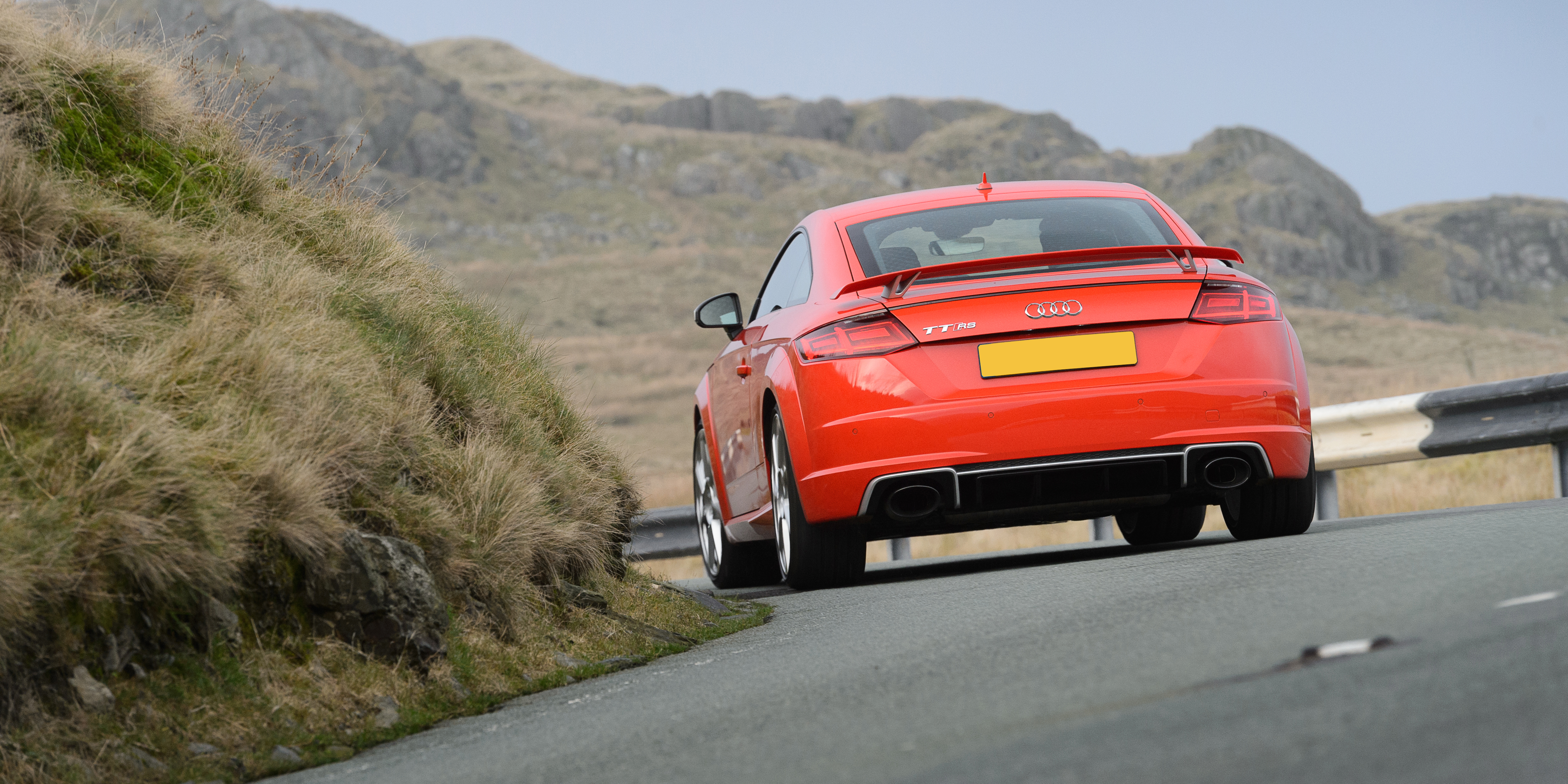 Audi TT RS Review | carwow