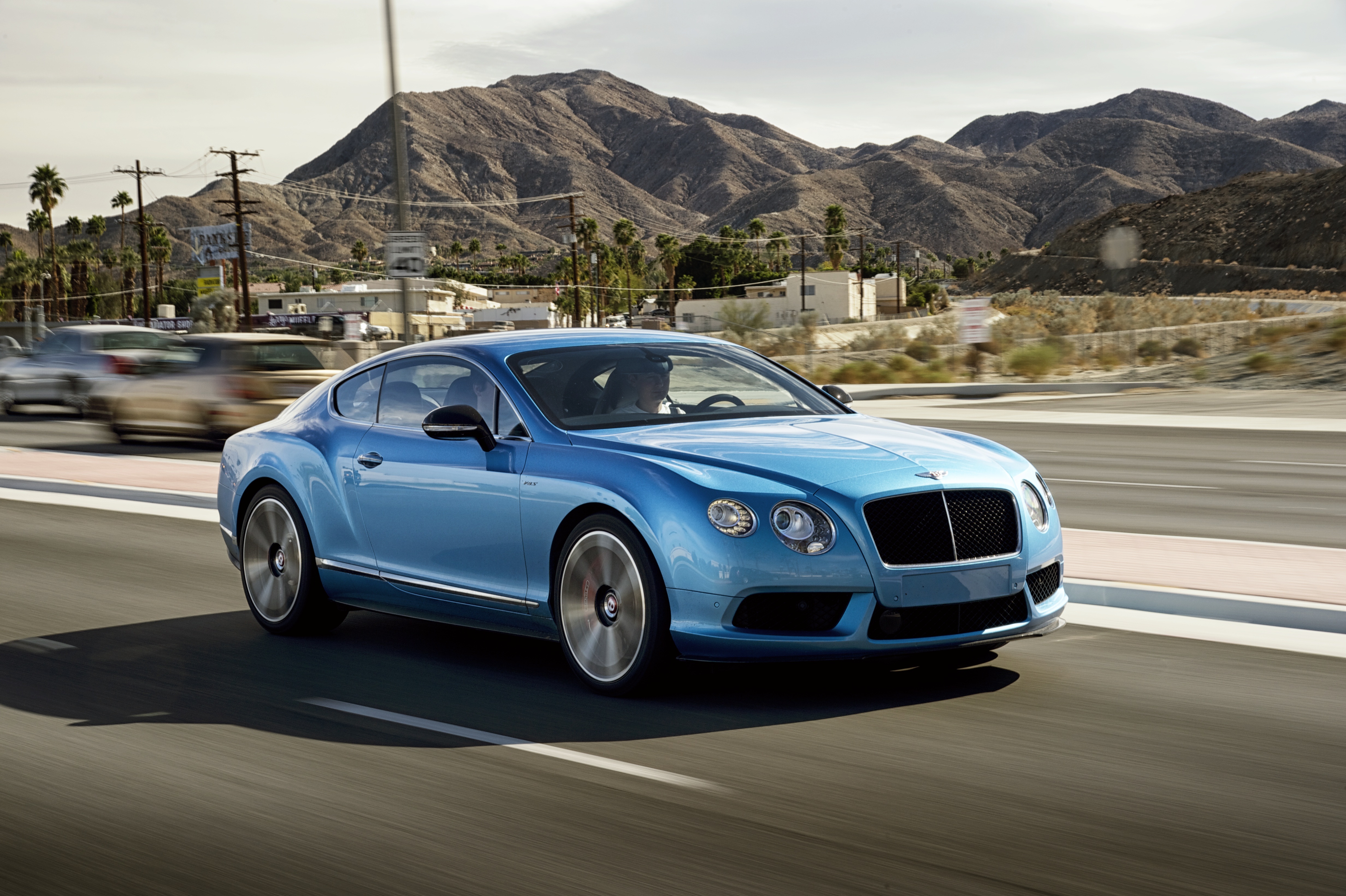 Bentley Continental GT Review | carwow