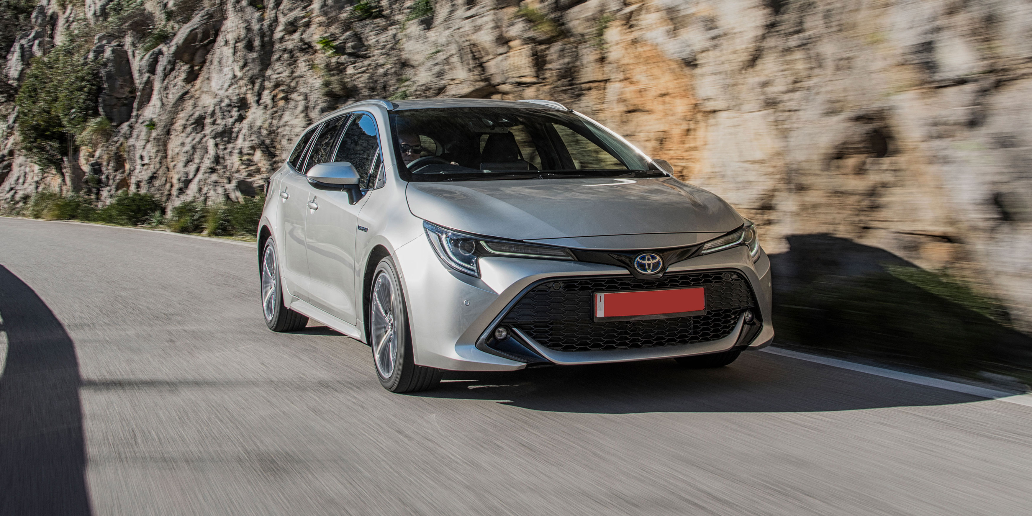 New Toyota Corolla Saloon Review | carwow