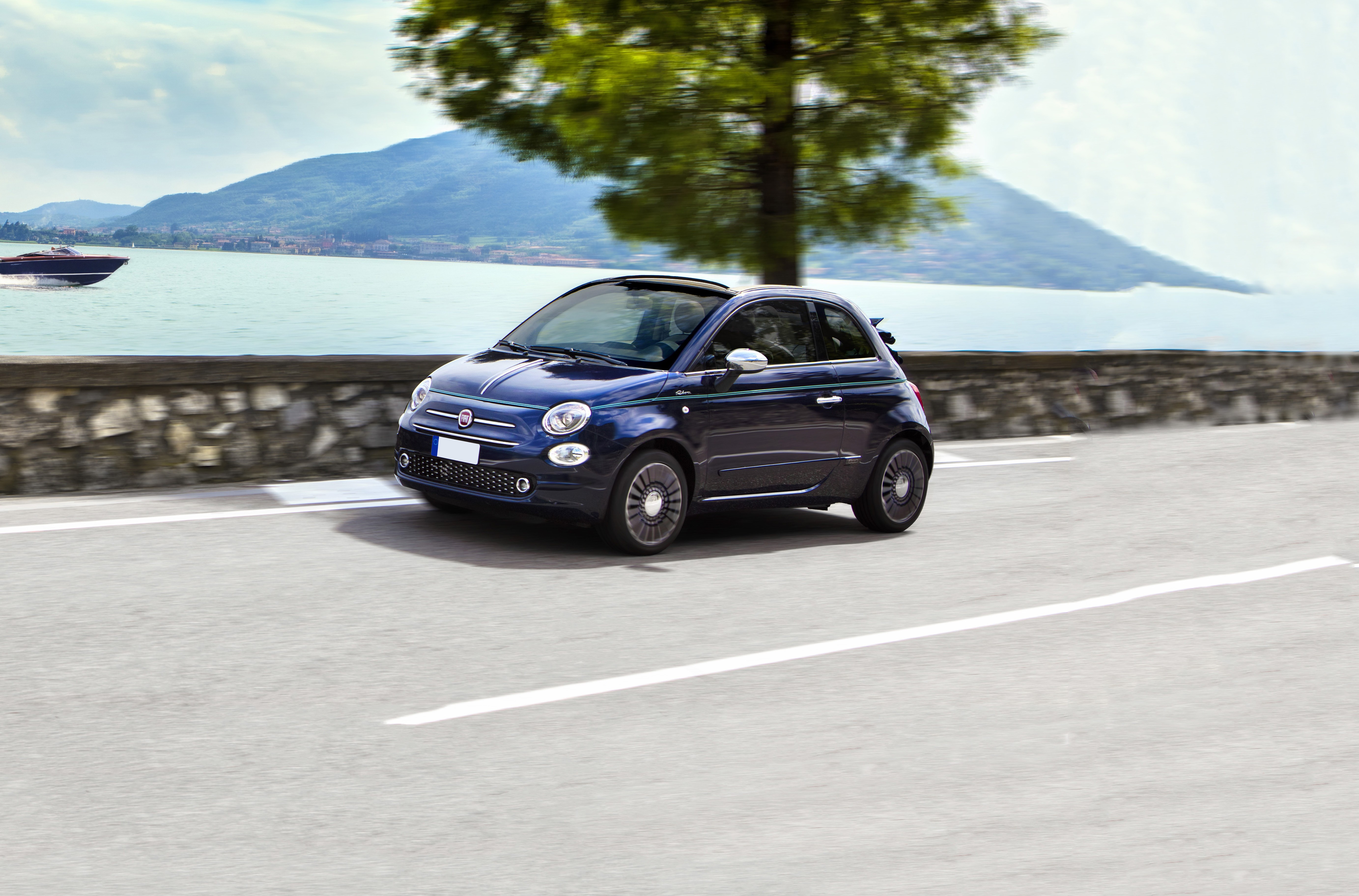 New Fiat 500C Review | carwow