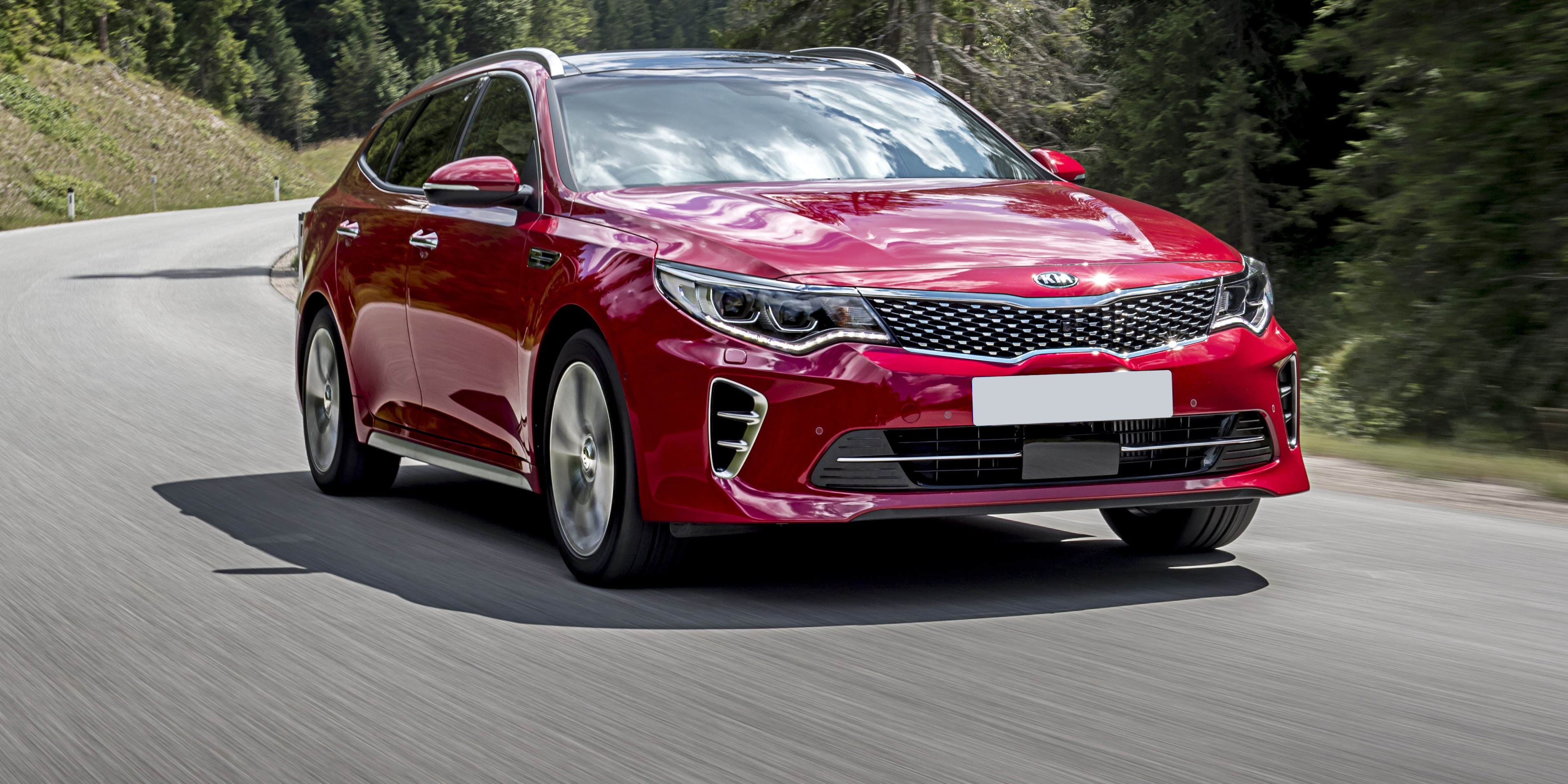 Kia Optima SportsWagon Review | carwow