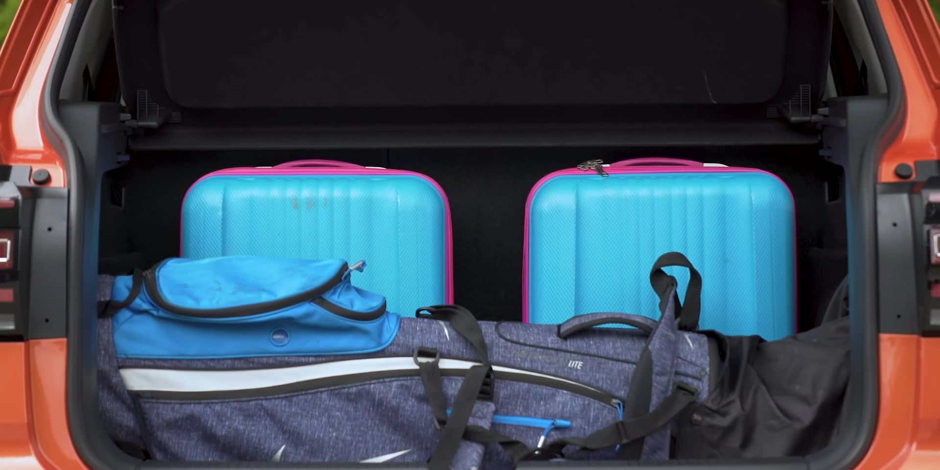 Volkswagen T-Cross Review 2022 | Drive, Specs & Pricing | carwow