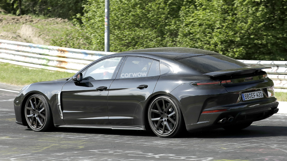 New Porsche Panamera interior revealed: pictures and release date | carwow