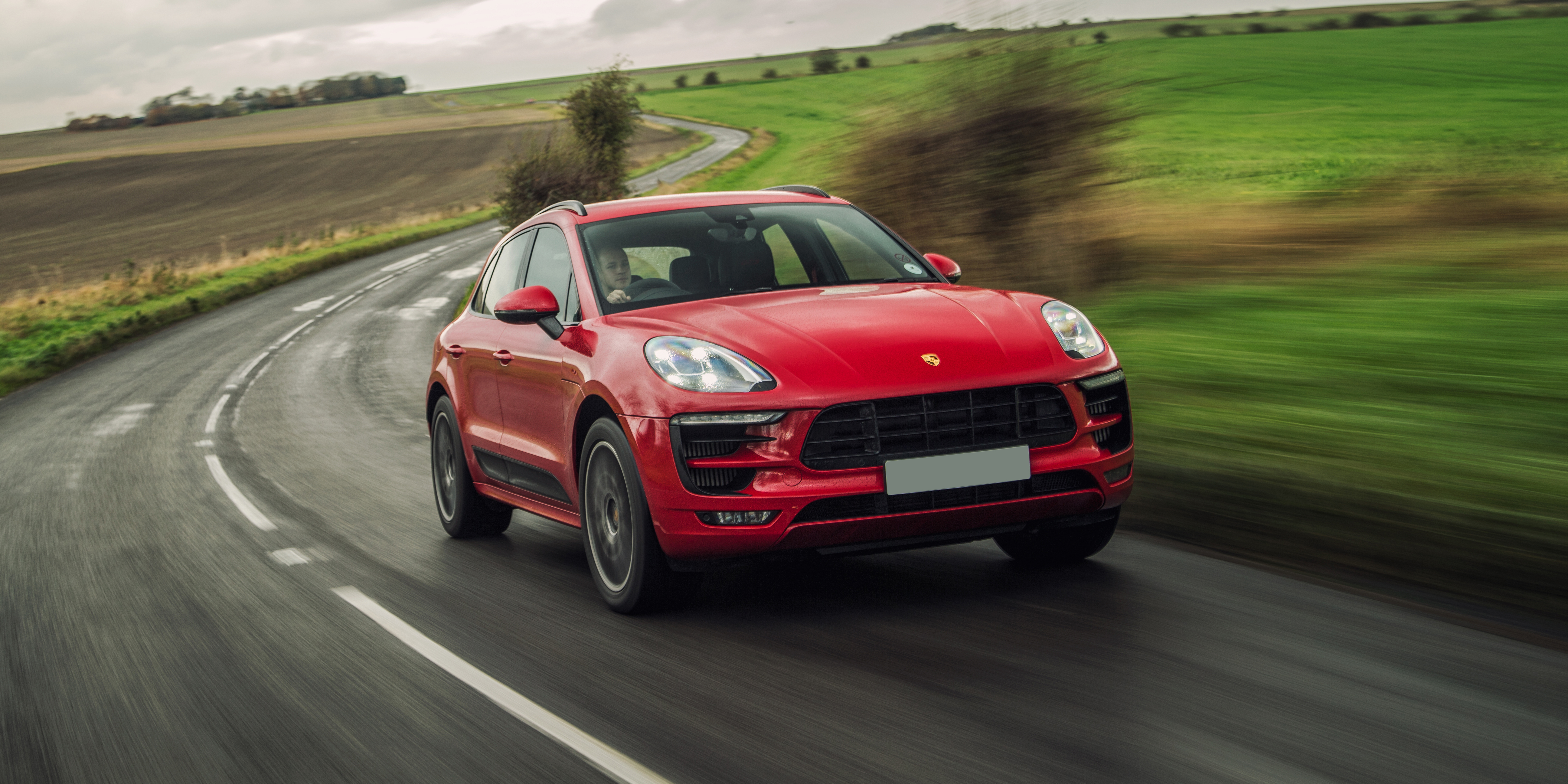 Porsche Macan Review | carwow