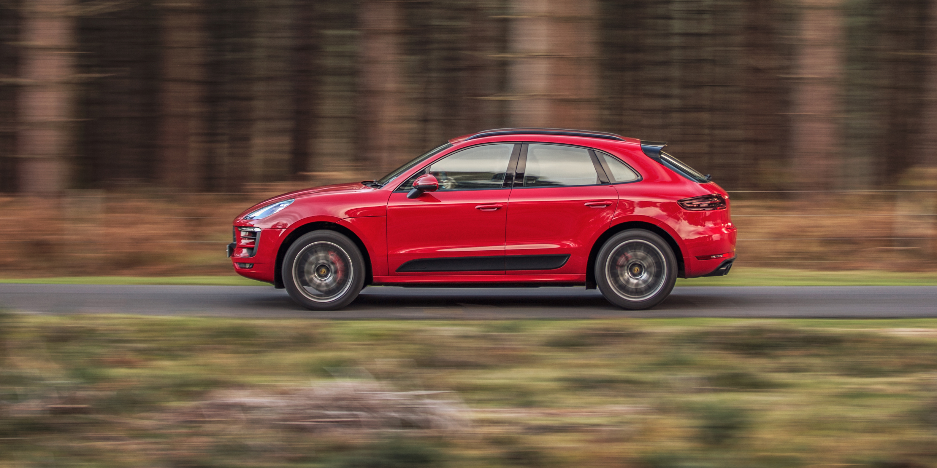 Porsche Macan Review | carwow