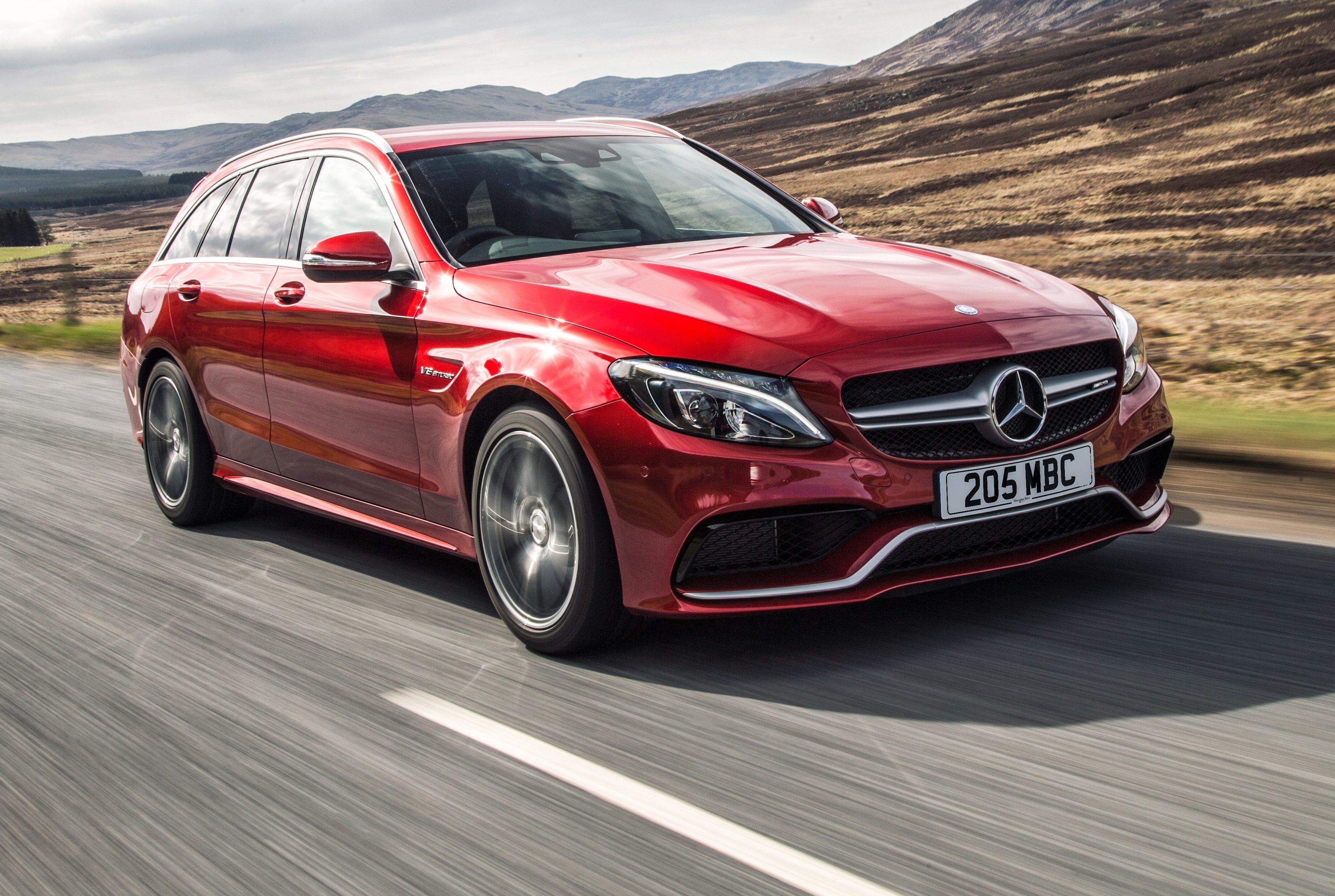 Mercedes AMG C63 Estate Review | carwow