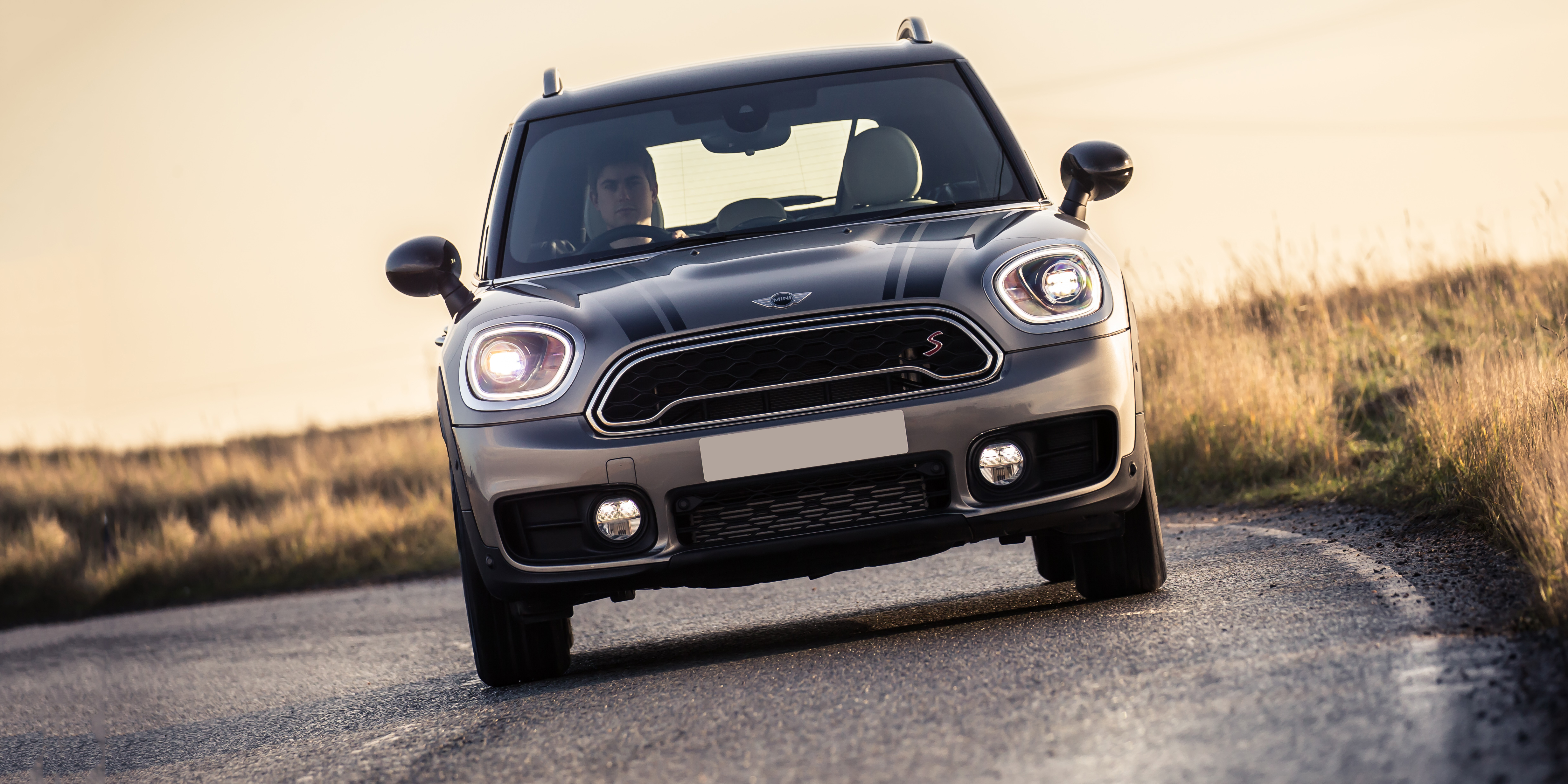 MINI Countryman Review | carwow
