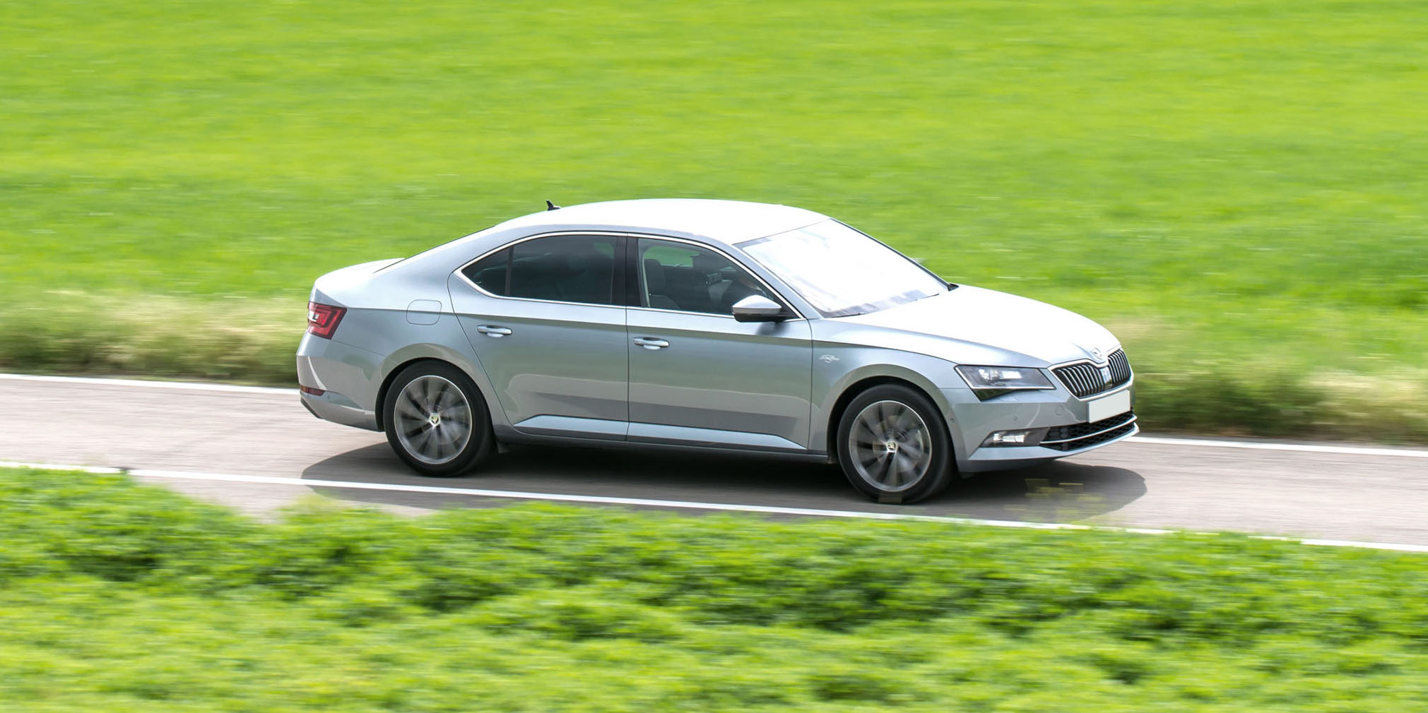 Skoda Superb Specifications | carwow