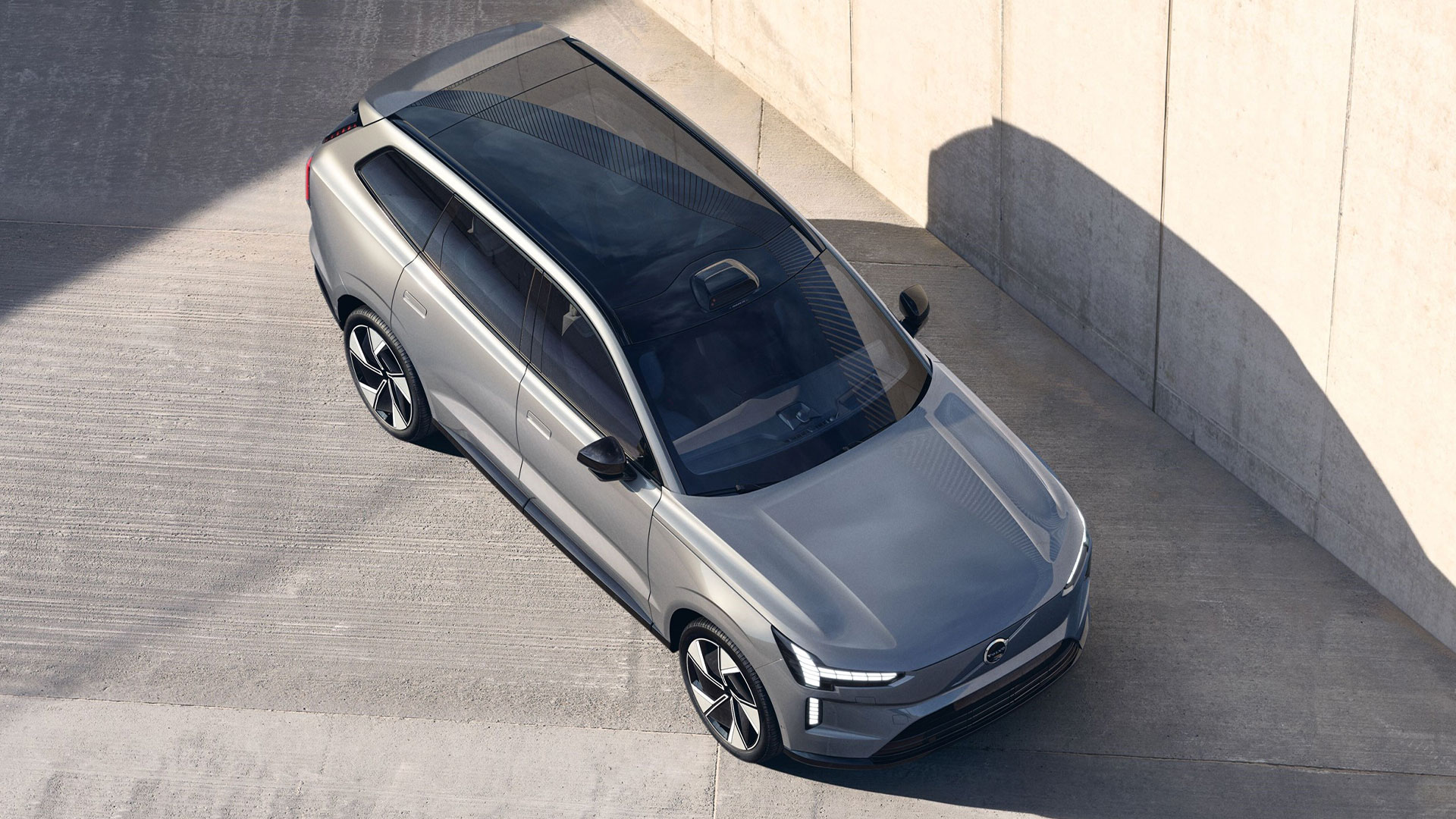 New Volvo EX90 electric SUV available to pre-order now: price and specs ...