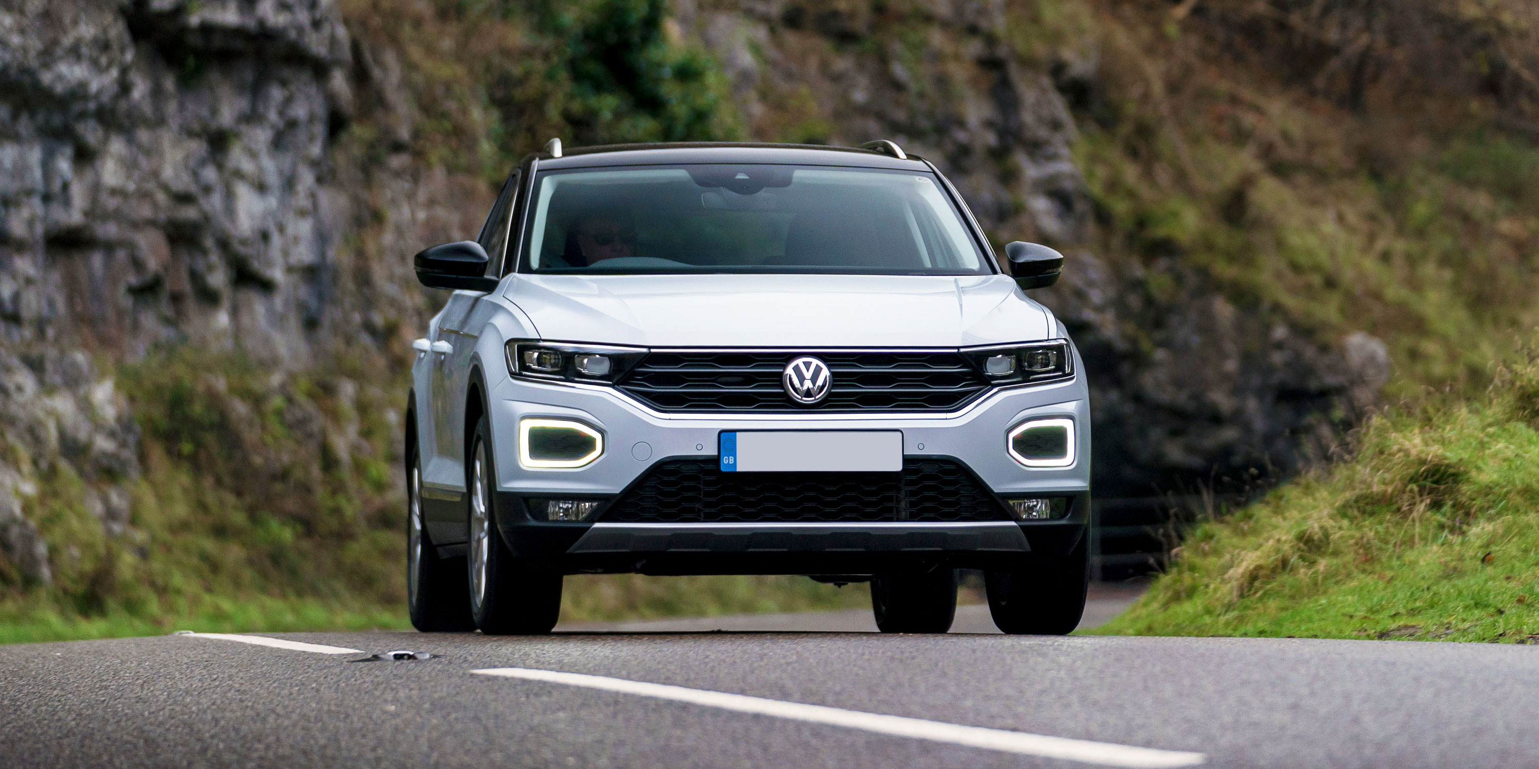 Volkswagen T-Roc Review | carwow